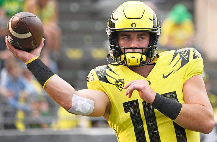 Oregon Still Alive For The PAC-12 Title, Must Beat BYU First – Oregon ...