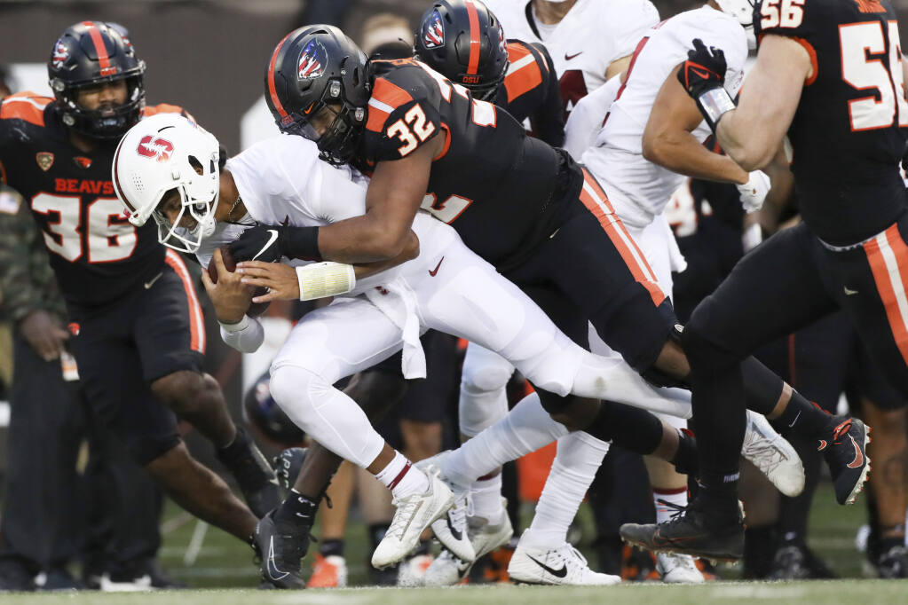 Oregon And Oregon State Both Projected To Win Their PAC-12 Football ...