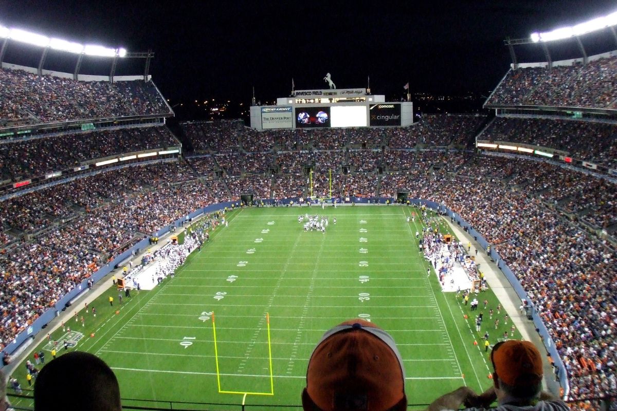 How To Stay Warm At Any Outdoor Sporting Event - Oregon Sports News