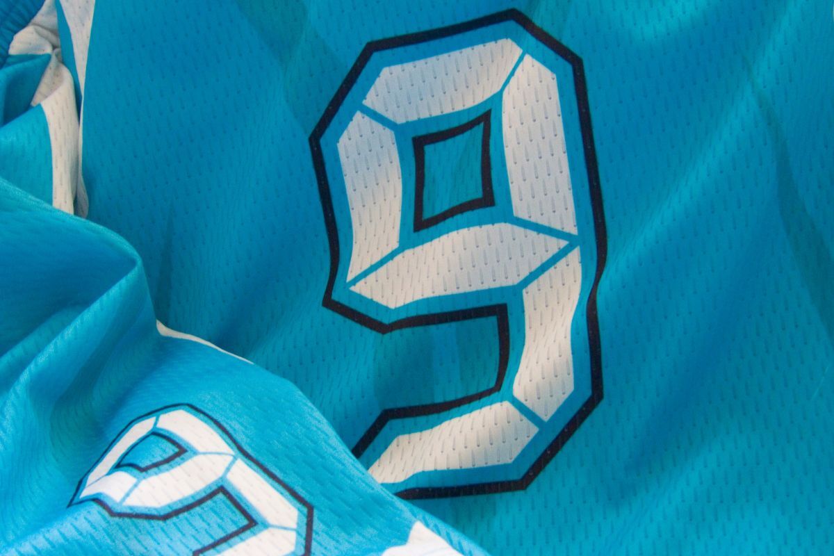 Top Sports Uniform Style Trends Dominating 2026 - Oregon Sports News